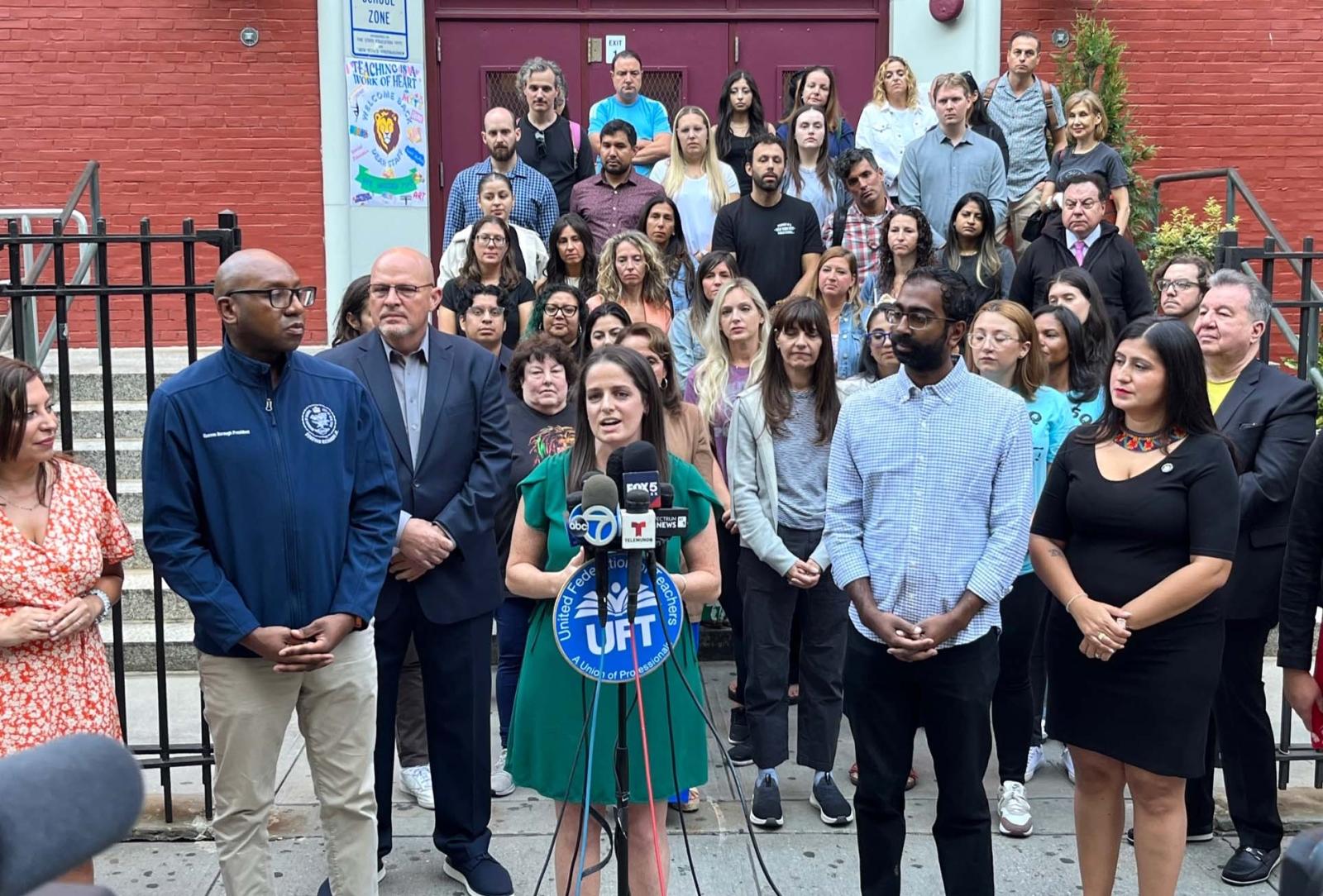 UFT celebrates class size milestone