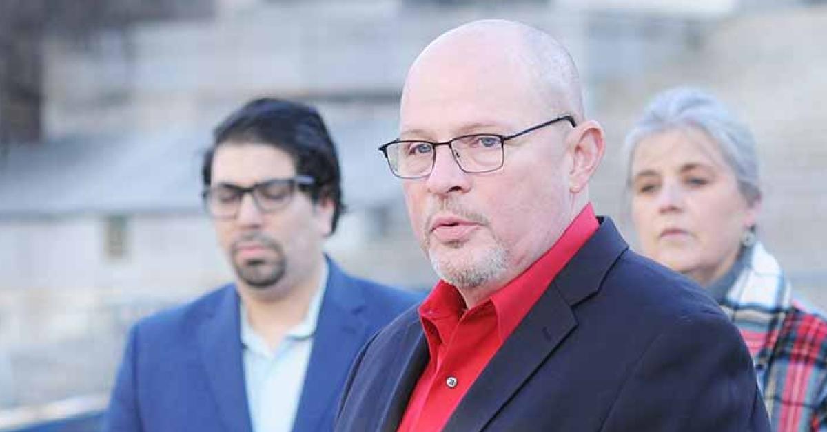 UFT lawsuit takes on mayor’s budget cuts